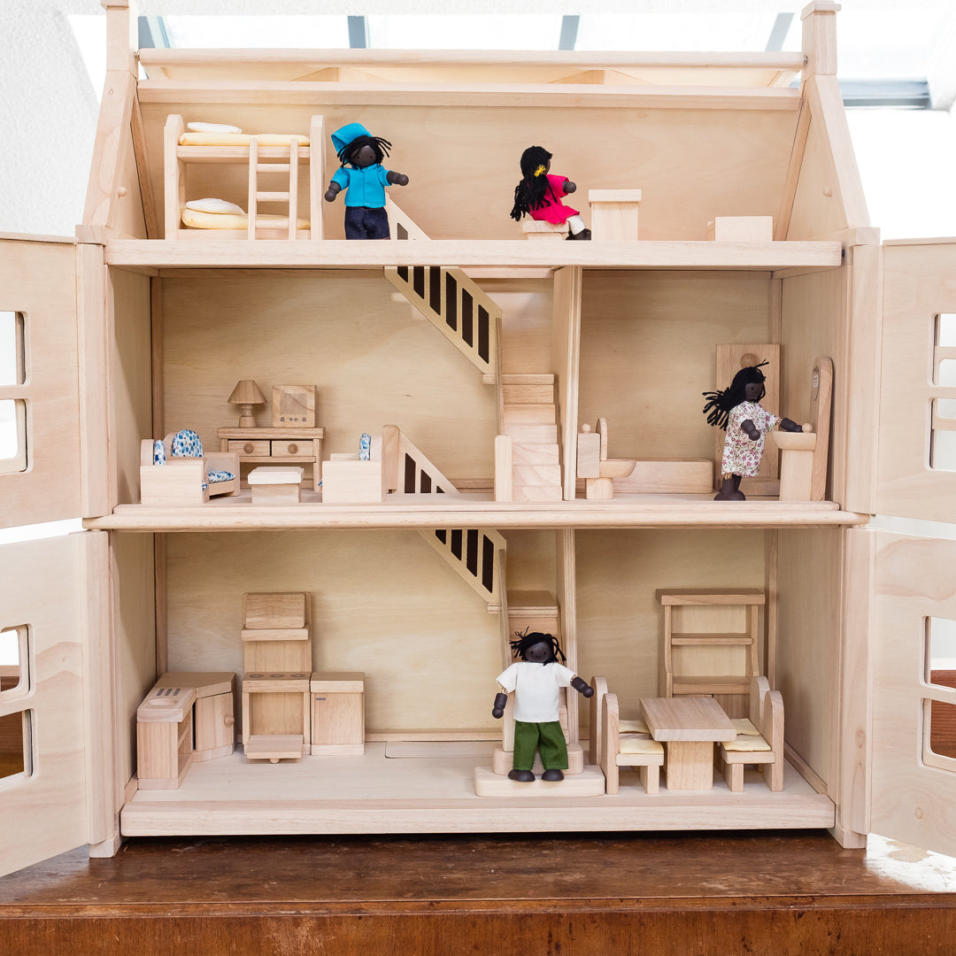 Dollhouse for 4 year old store