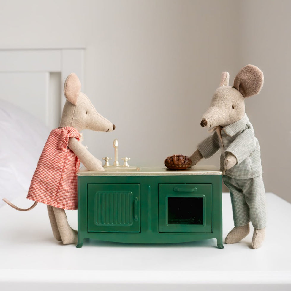 Maileg Size Guide for Furniture & Accessories – Dilly Dally Kids