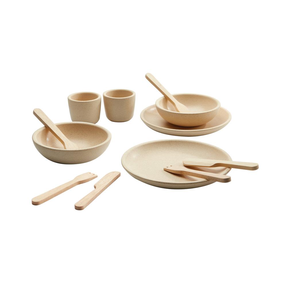 Plan Toys tableware set – Dilly Dally Kids